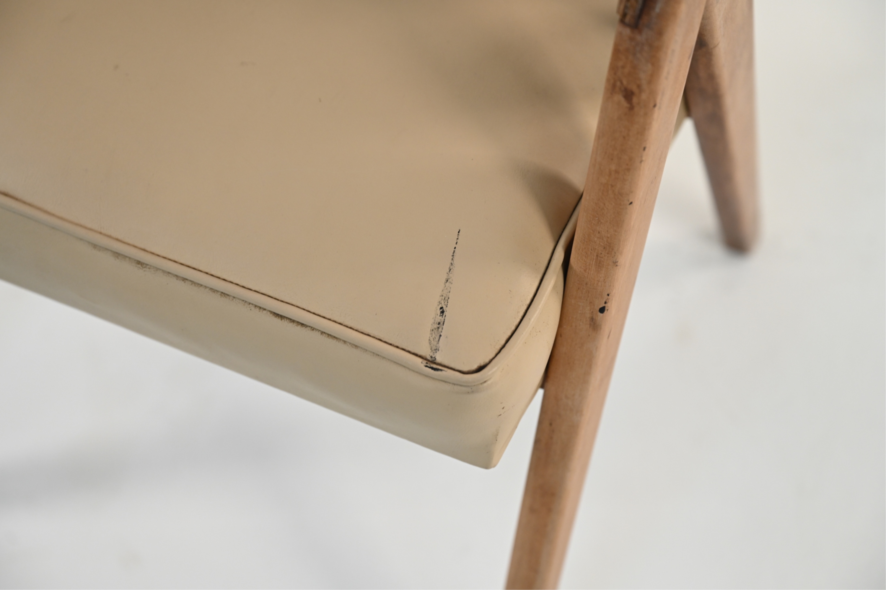 Herman Miller | COMPASS CHAIR C. 1941 (Circa 1941) | MutualArt