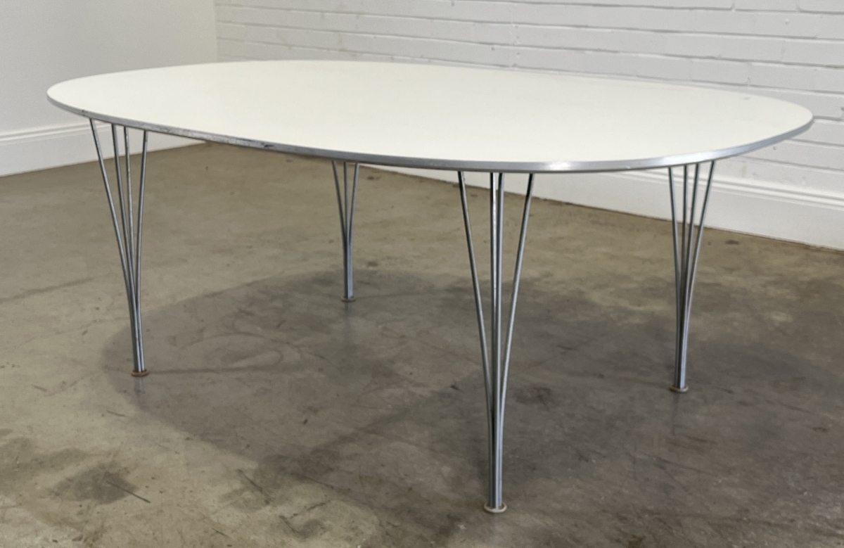 Fritz Hansen | Fritz Hansen dining table | MutualArt