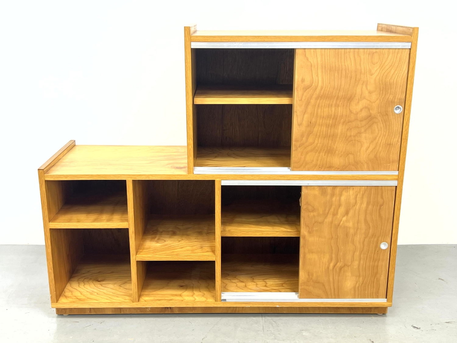 Paul McCobb | Cabinet with sliding doors | MutualArt