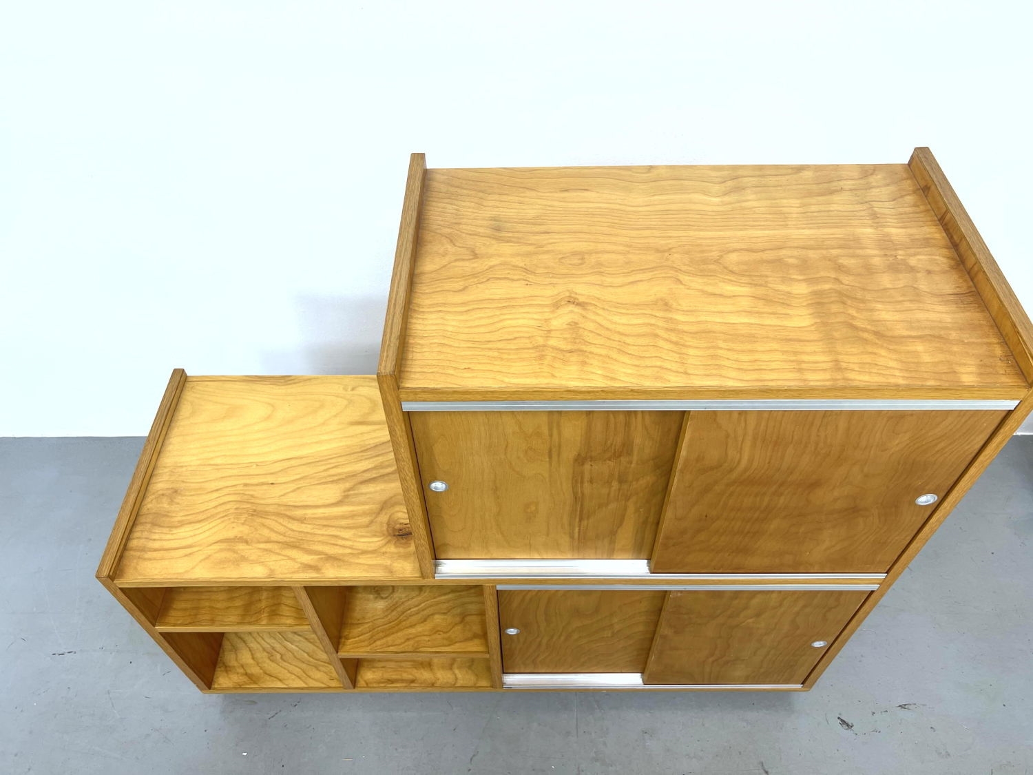Paul McCobb | Cabinet with sliding doors | MutualArt