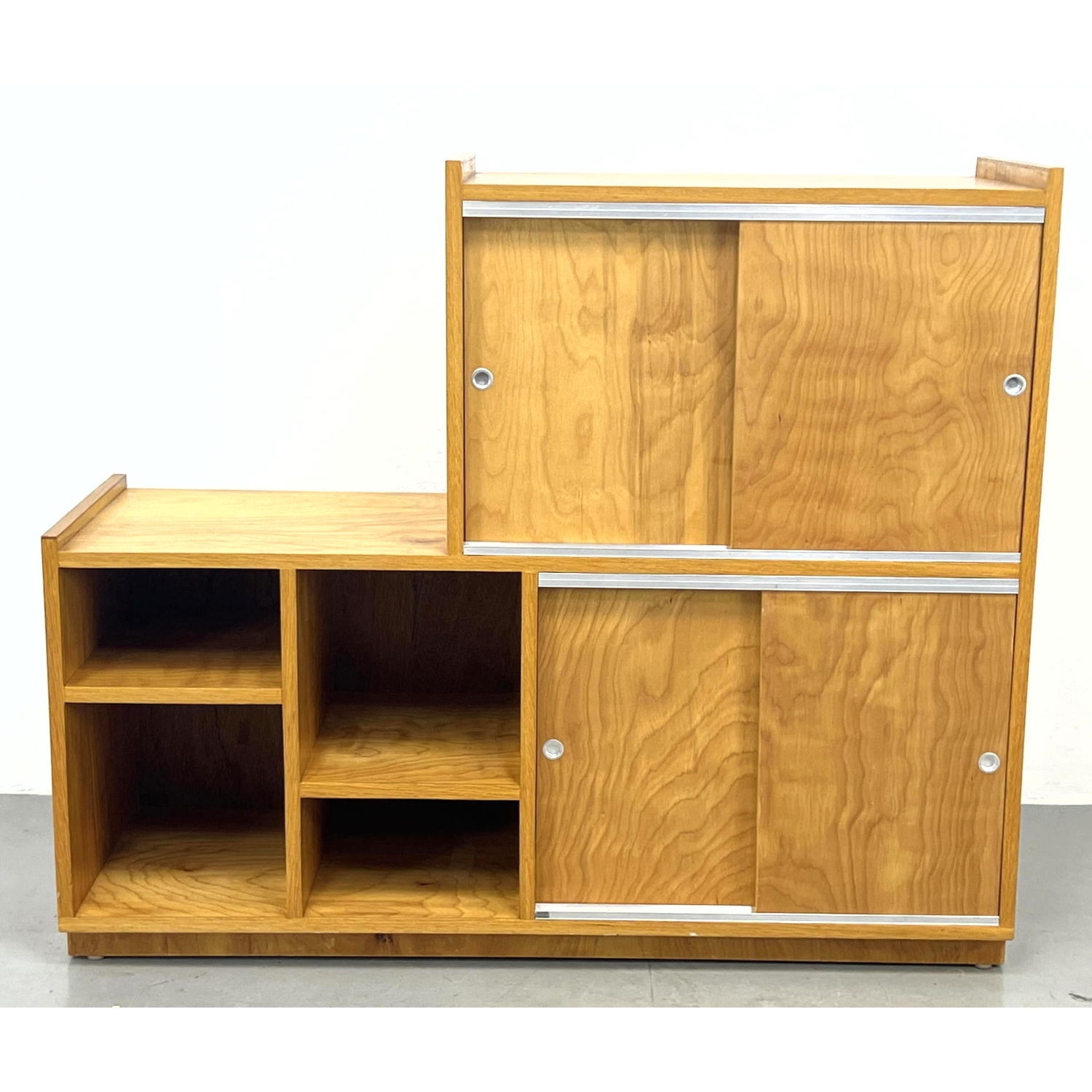 Paul McCobb | Cabinet with sliding doors | MutualArt