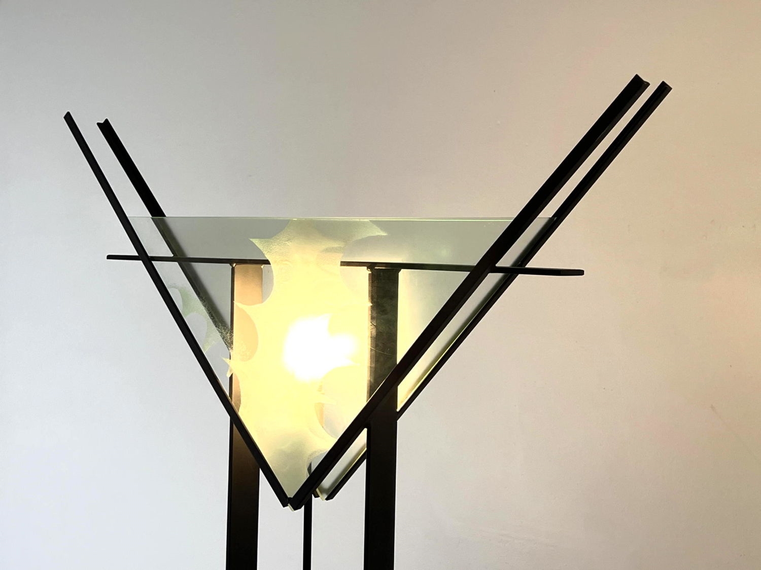 Robert Roesch | Floor Lamp | MutualArt