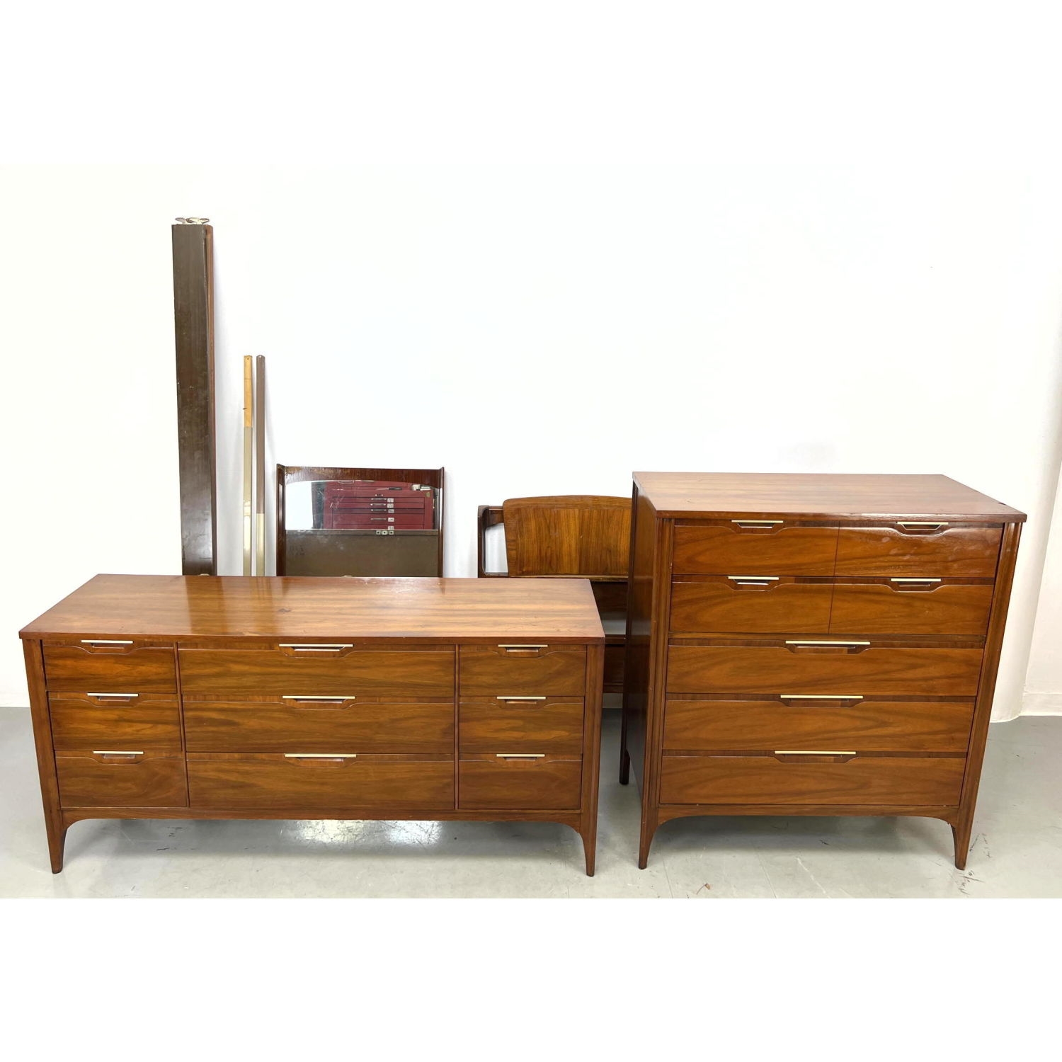 Kent Coffey | 4pc KENT COFFEY American Modern Walnut Bedroom Set. High ...