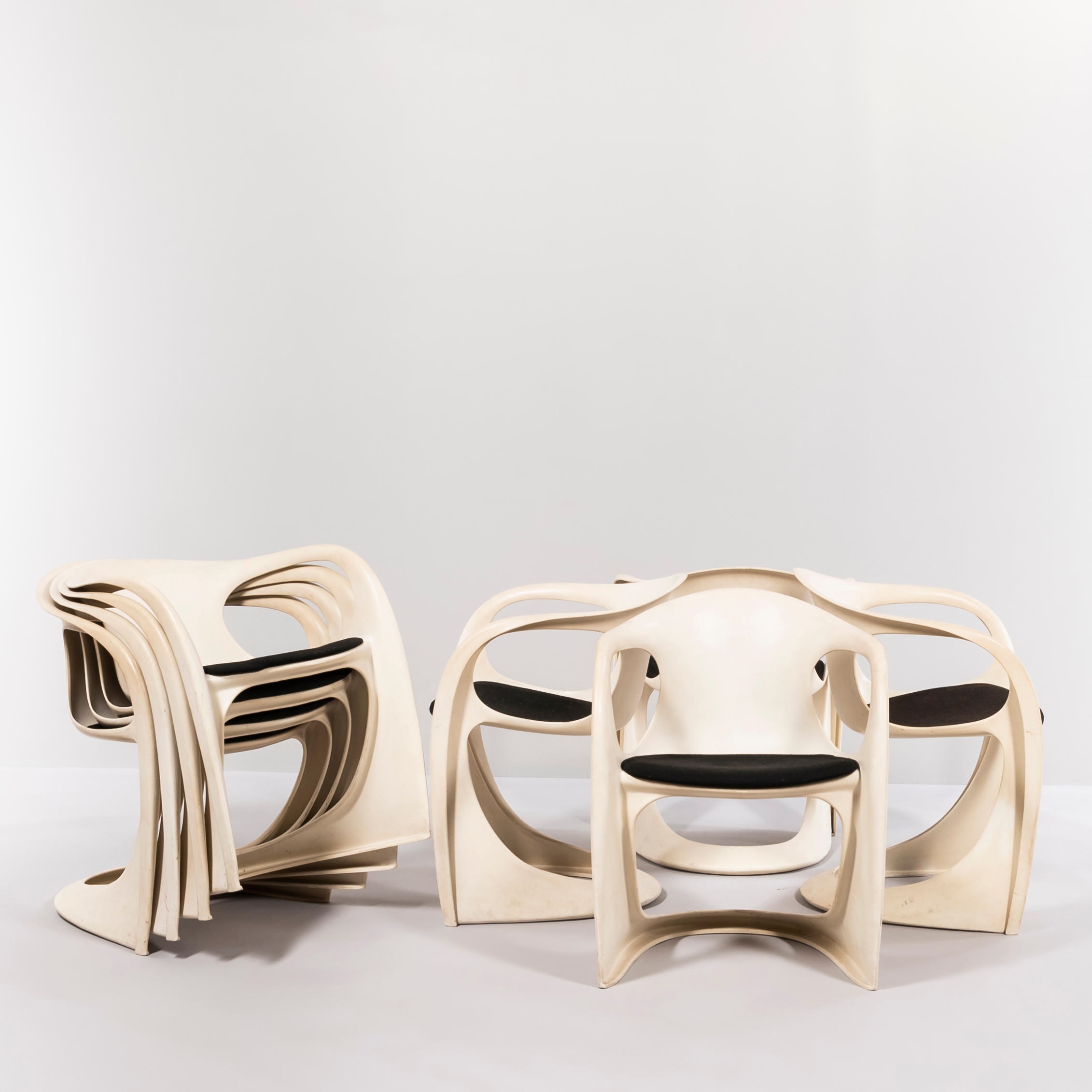 Alexander Begge | Eight Alexander Begge (b. 1941) Casalino Chairs ...