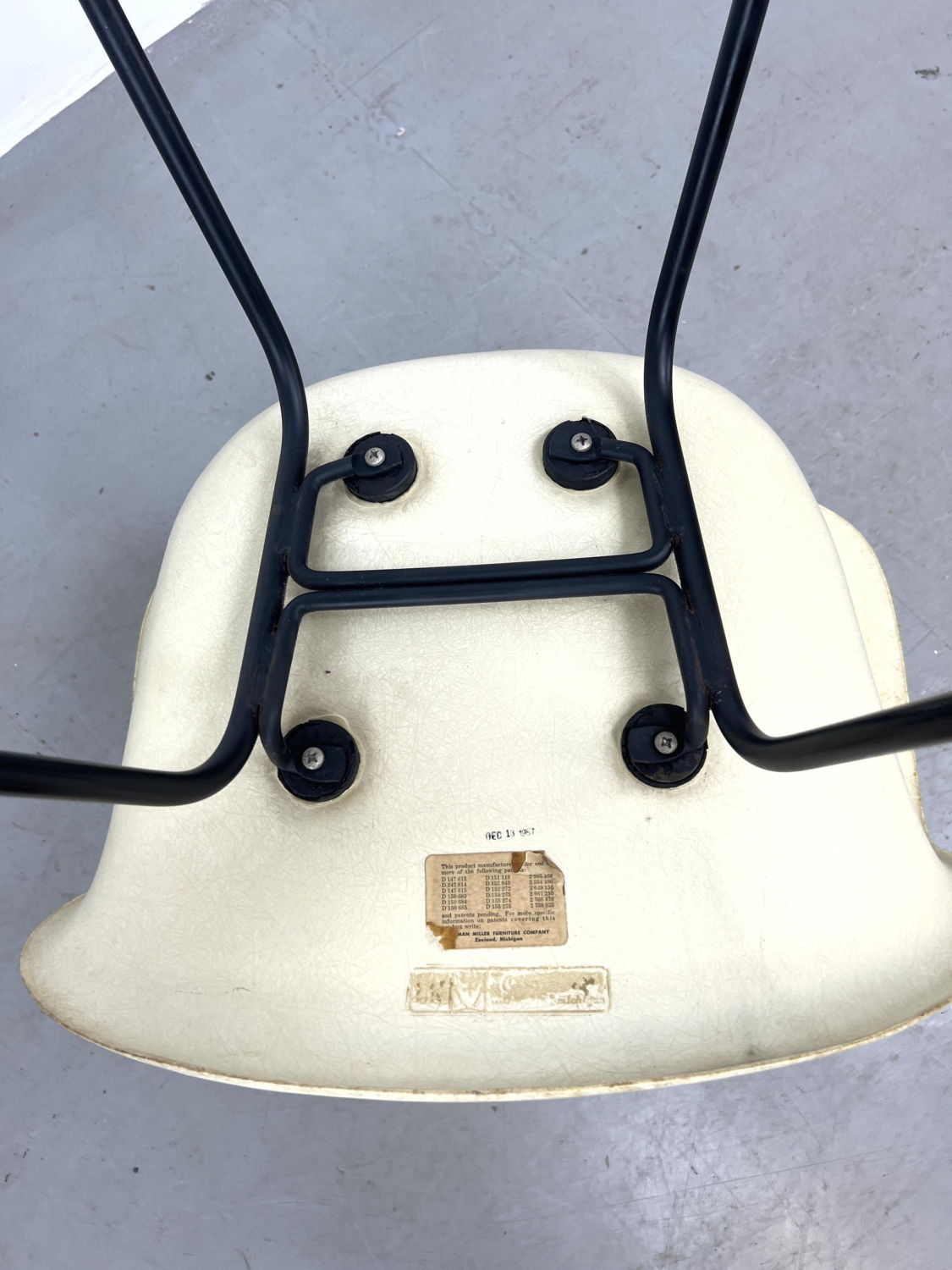 Charles Eames | Shell Chair (Circa 1957) | MutualArt