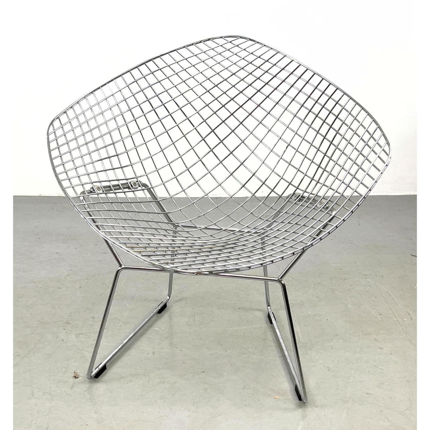 Harry Bertoia | Lounge Chair | MutualArt