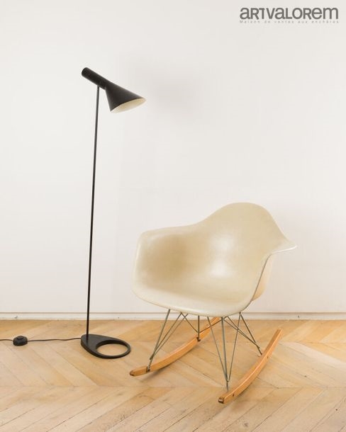 Charles & Ray Eames | Rocking chair model Rar Rope Edge (1960 - 1970 ...