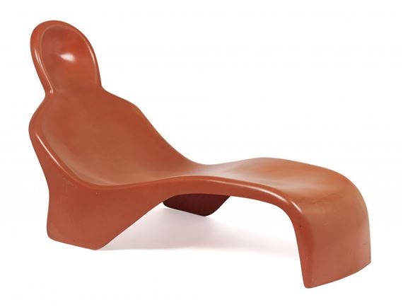 Luigi Colani | Chaise longue anthropomorphe | MutualArt