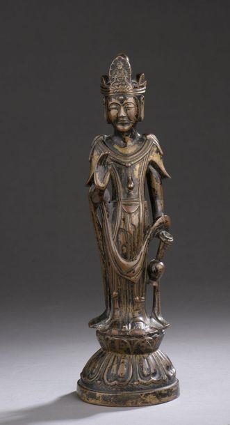 Chinese School, 20th Century | Bronze statuette representing Guanyin ...