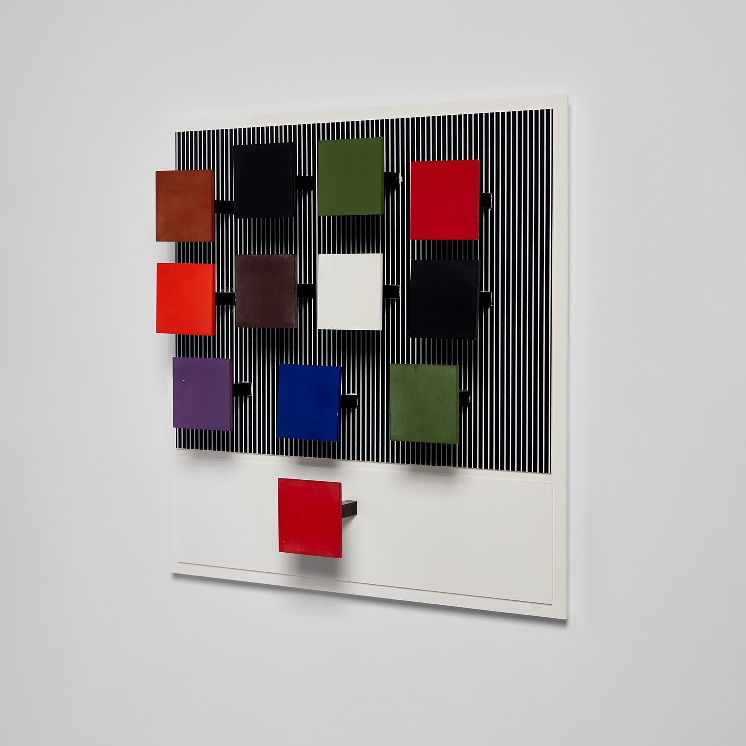 Jesus-Rafael Soto | Objeto Cinético Arcay (1970) | MutualArt