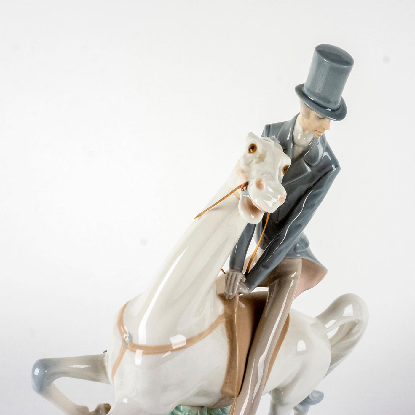 Fulgencio Garcia | Lladro Man On Horse Porcelain Sculpture 4515 | MutualArt