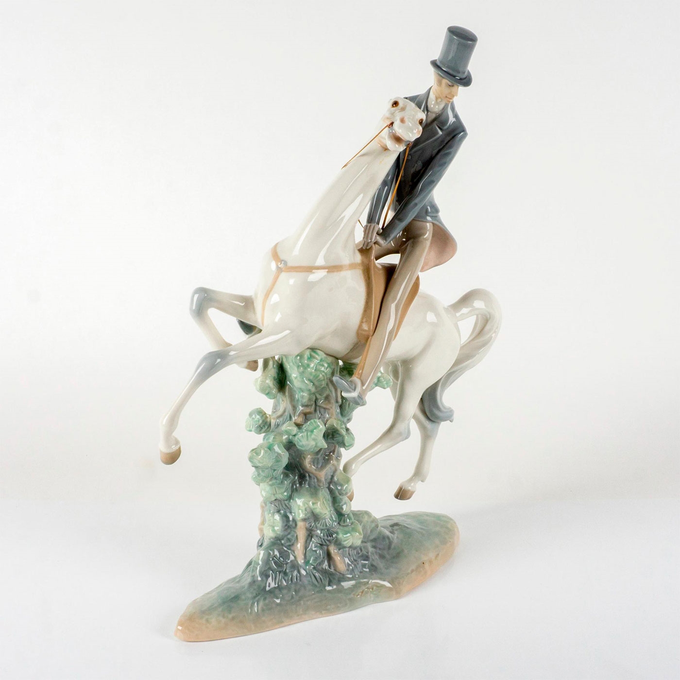 Fulgencio Garcia | Lladro Man On Horse Porcelain Sculpture 4515 | MutualArt