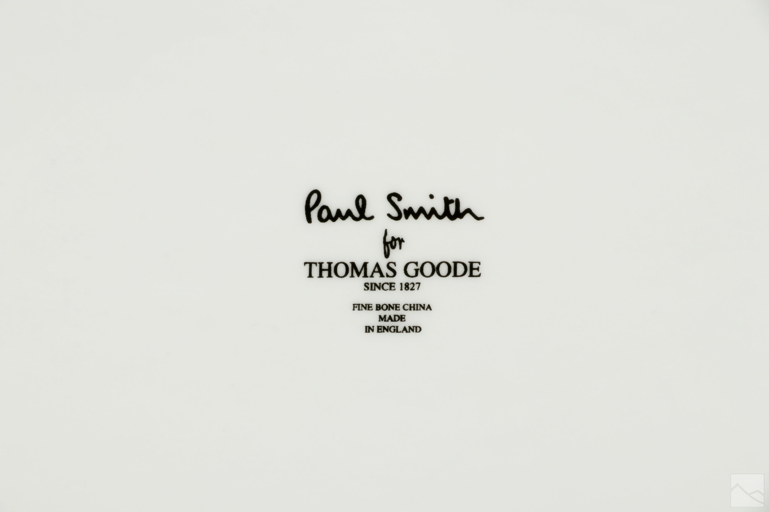 Paul Smith | Paul Smith for Thomas Goode Bone China Platters | MutualArt