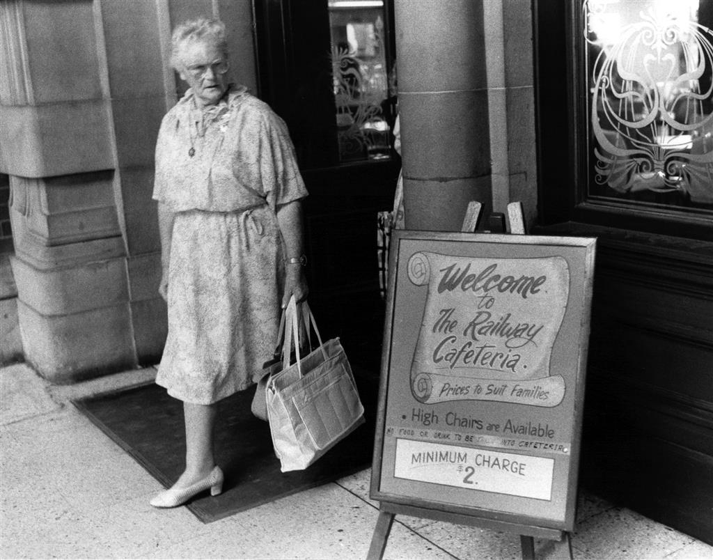 Julian Zakaras | The cafeteria at Central Railway Station, Sydney (1984 ...