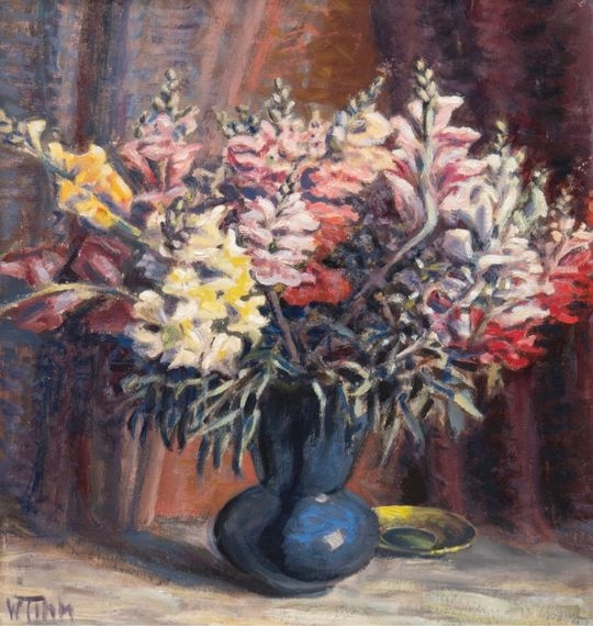 W. Timm | Stilleben mit Blumenstrauß in blauer Vase | MutualArt