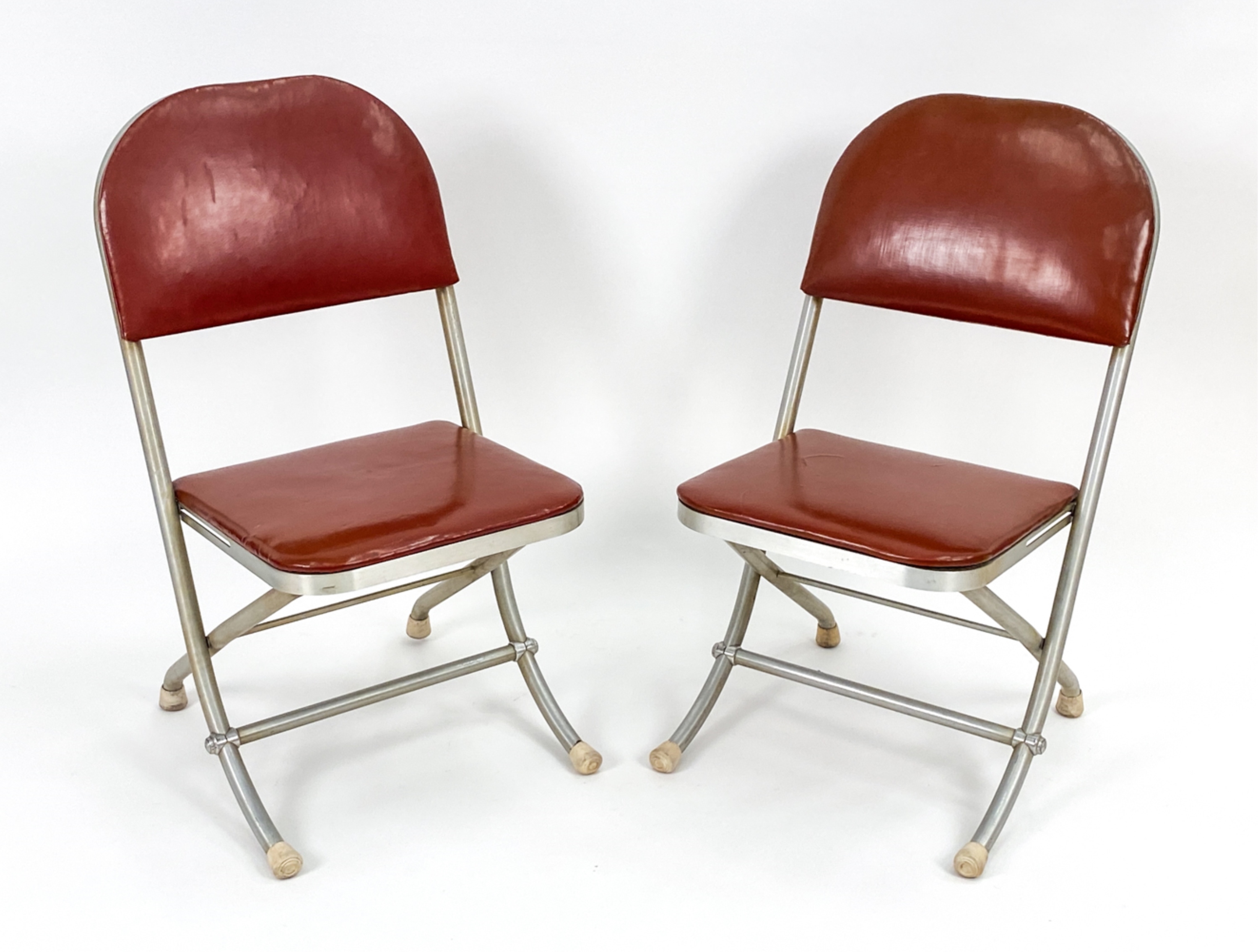 Warren McArthur | PAIR OF WARREN MCARTHER ALUMINUM FOLDING CHAIRS (1940 ...