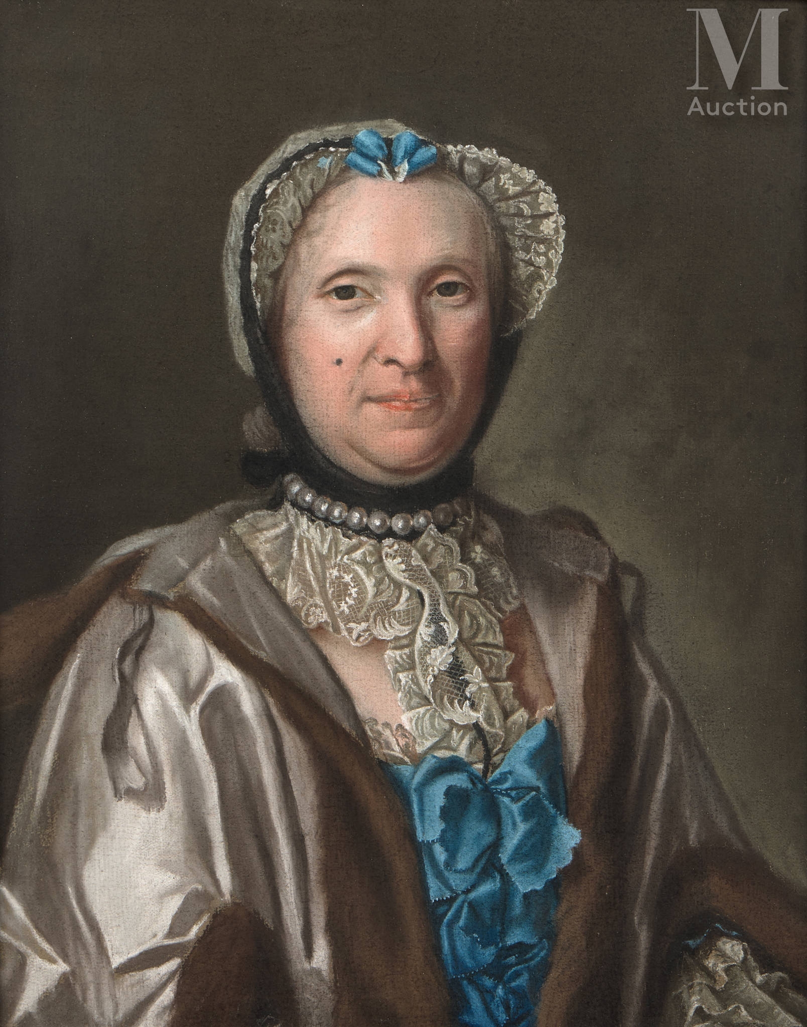 French School, 18th Century | Portrait de femme. | MutualArt