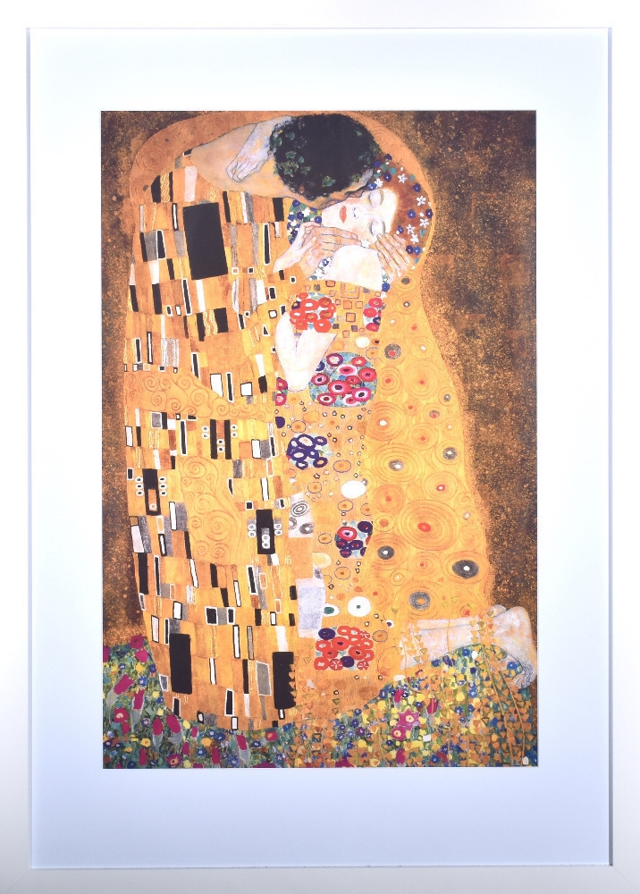 Gustav Klimt | The Kiss | MutualArt