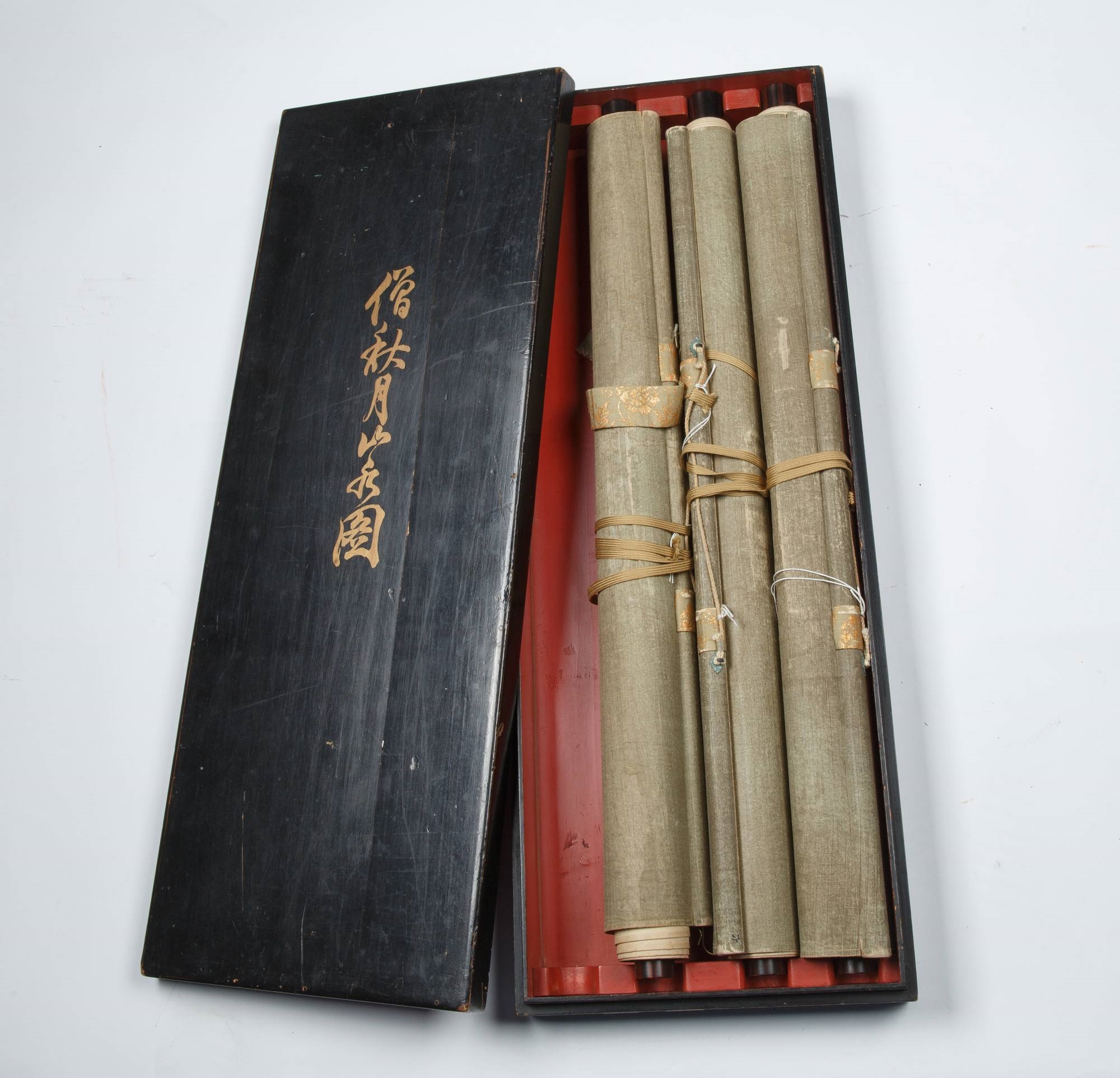 Shugetsu Tokan | Four Seasons, Three hanging scrolls | MutualArt