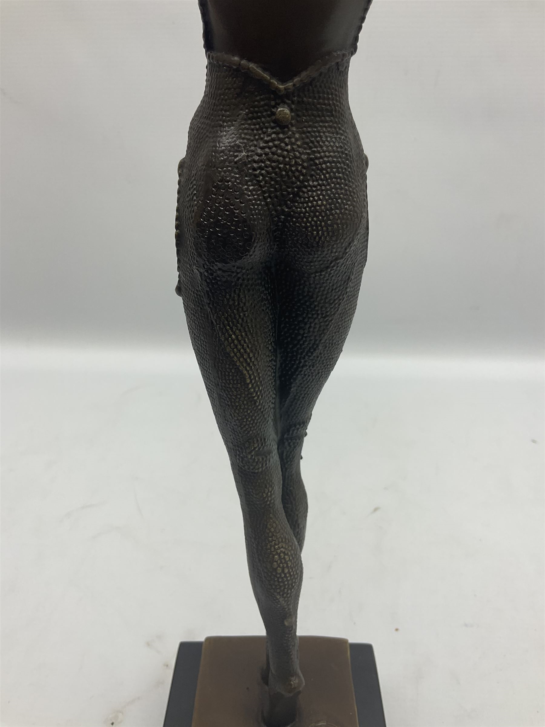 Demétre H. Chiparus | Starfish dancer | MutualArt