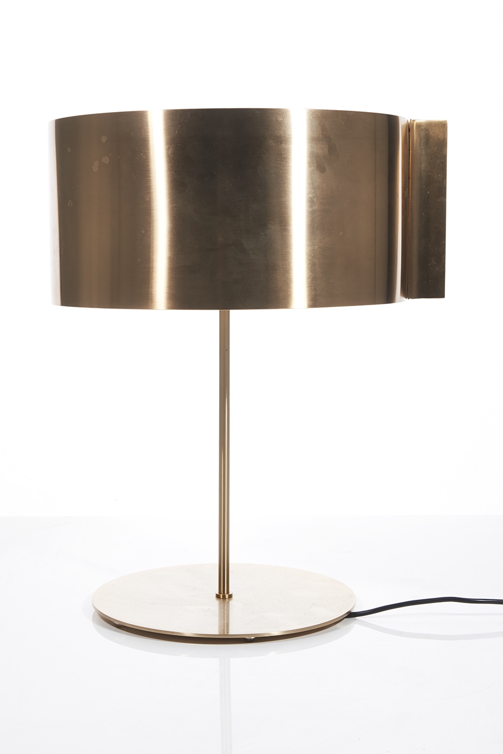 Nendo | Switch Table Lamp (2007) | MutualArt