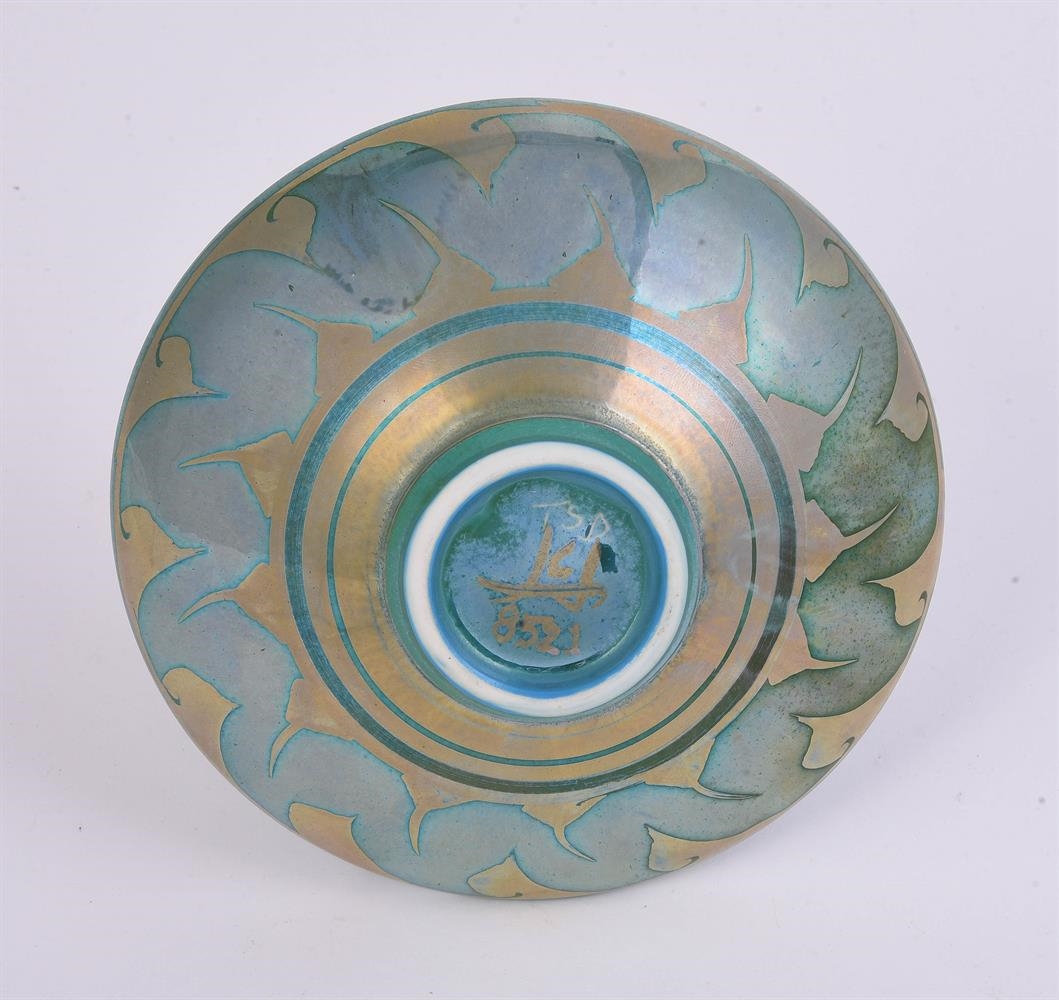 Jonathan Chiswell Jones | A REDUCTION FIRED LUSTRE PORCELAIN BOWL (2022 ...