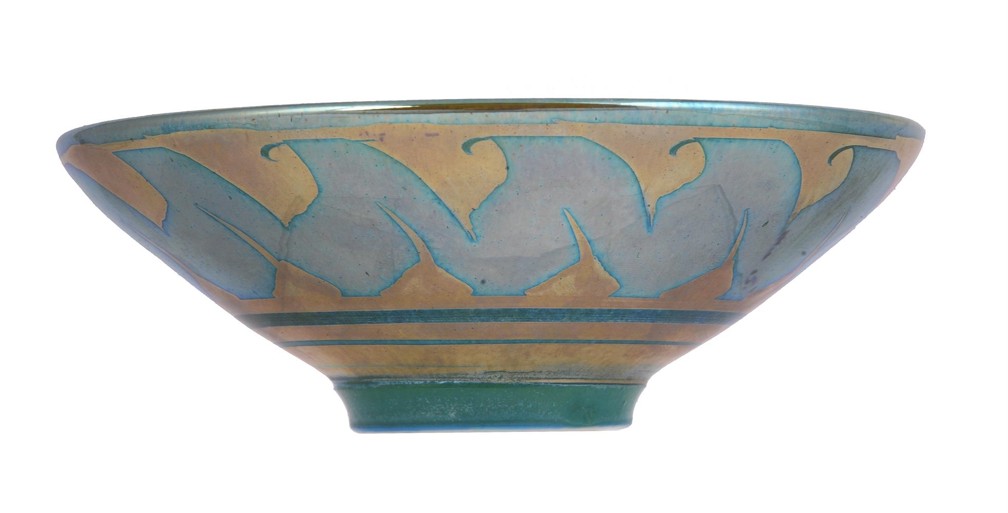 Jonathan Chiswell Jones | A REDUCTION FIRED LUSTRE PORCELAIN BOWL (2022 ...