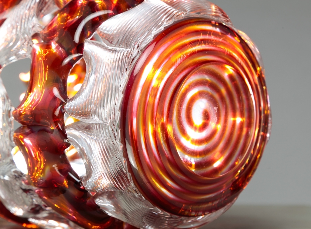 Thomas Philabaum | ART GLASS VASE (1995) | MutualArt