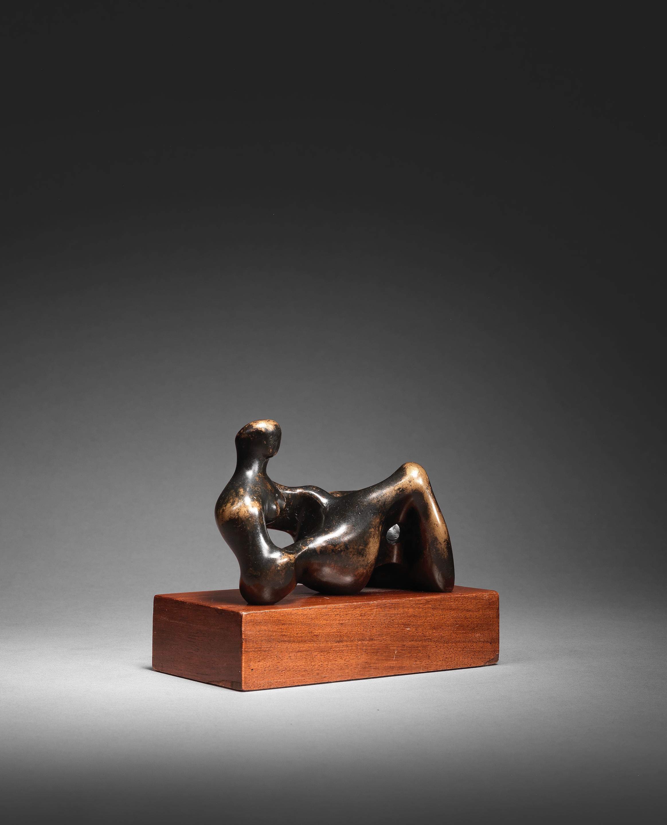 Henry Moore | Recumbent Figure | MutualArt