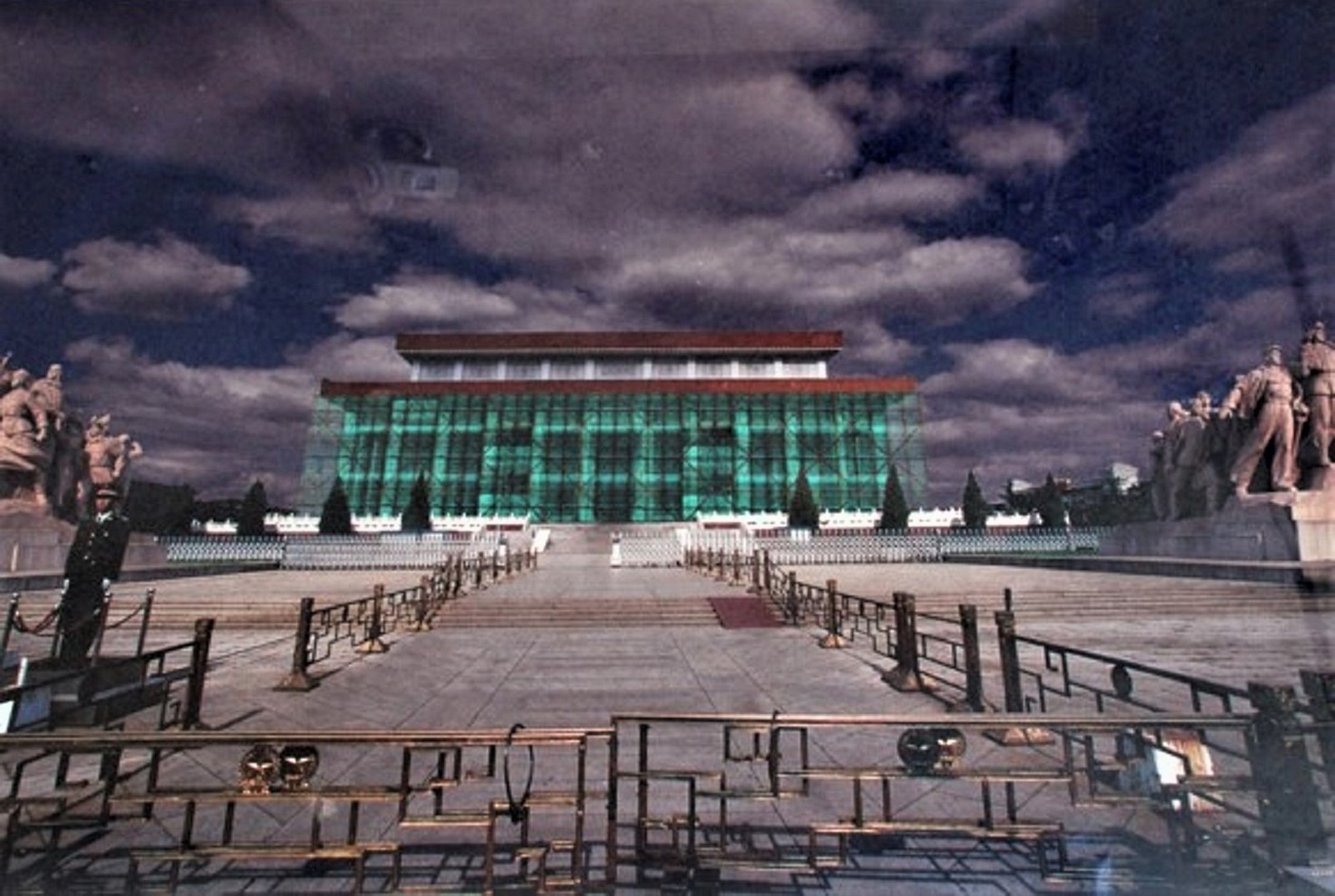 Miny KE | Mausoleum of Mao Zedong | MutualArt