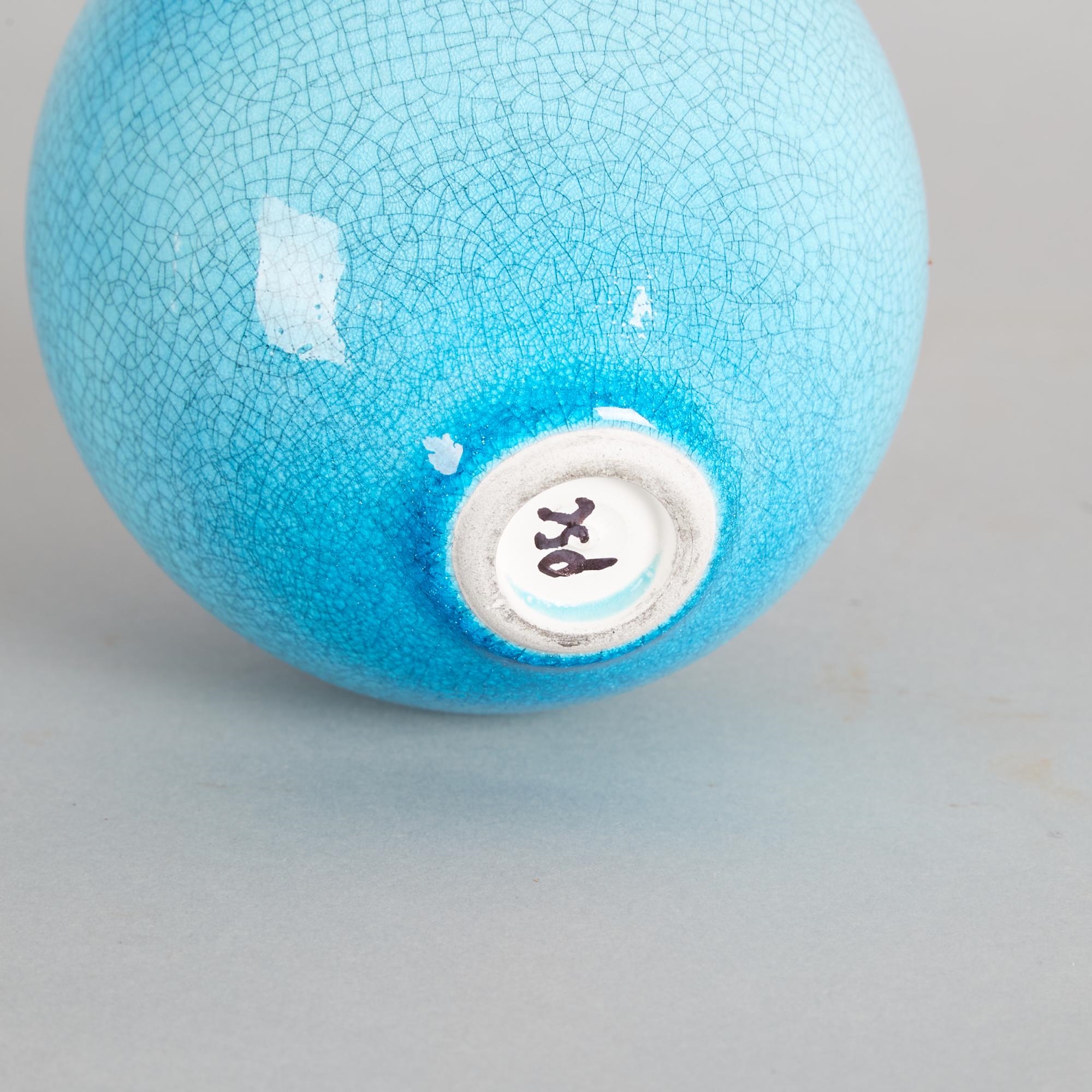 Peter Collis | A Peter Collis Vase | MutualArt