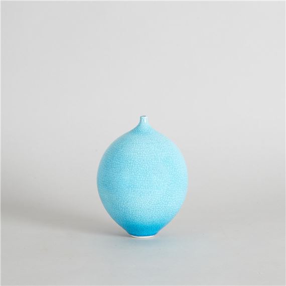 Peter Collis | A Peter Collis Vase | MutualArt