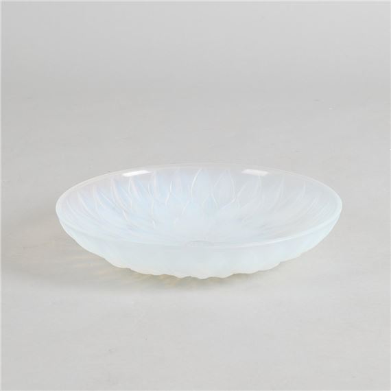 Edmond Etling | An Edmond Etling Art Deco Relief Bowl | MutualArt