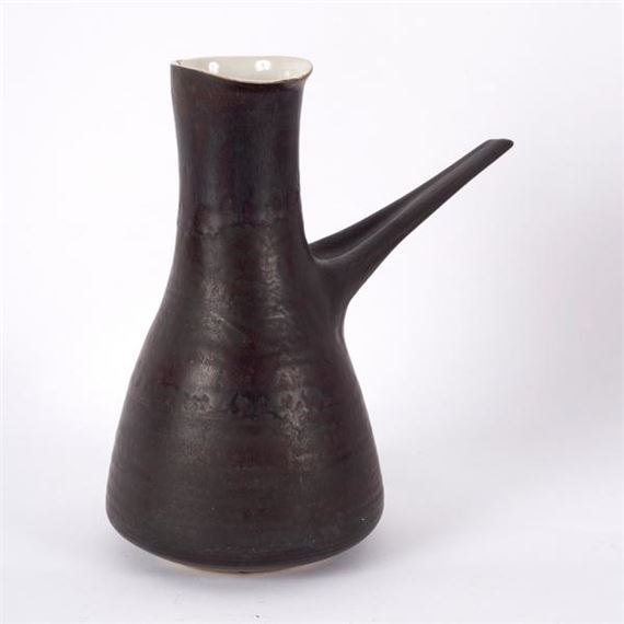 Lucie Rie | Lucie Rie (1902-1995) | MutualArt