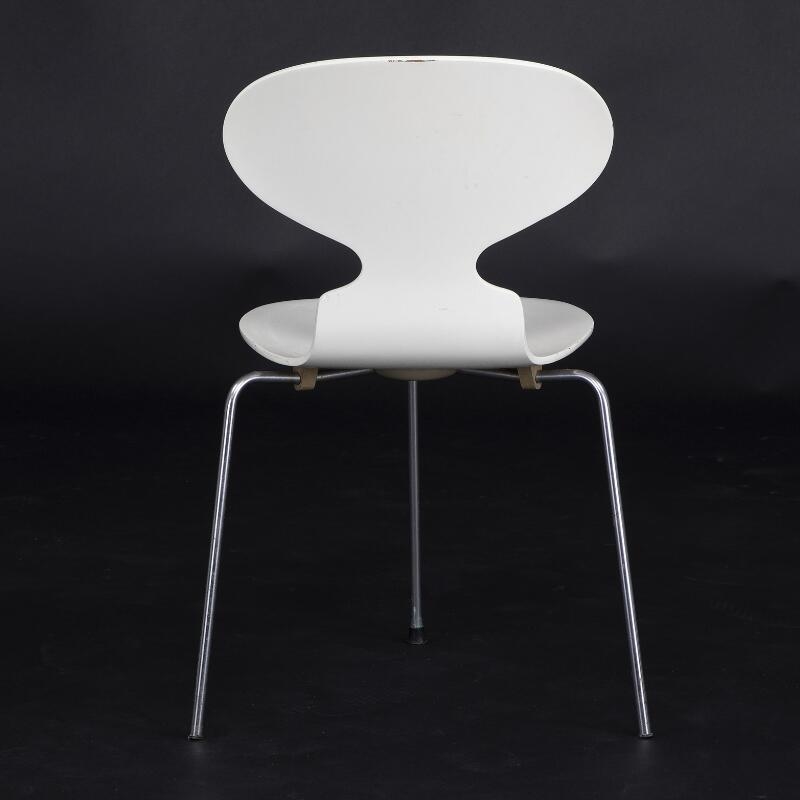 Arne Jacobsen | Ant Chair | MutualArt