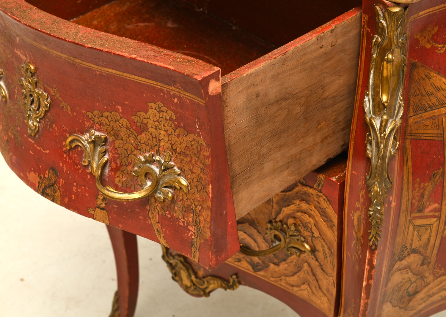 Unknown | breche d'alep marble top (Circa 1900) | MutualArt