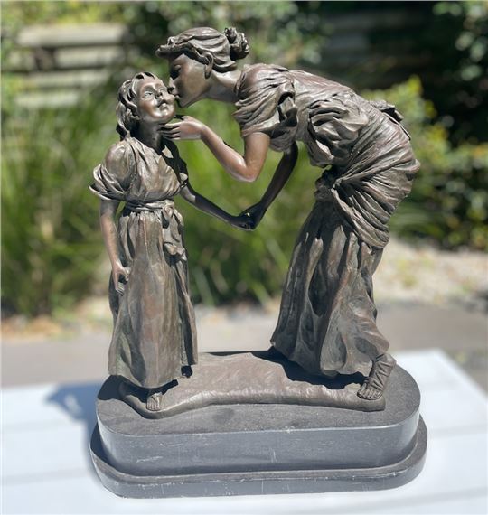 Miguel Fernando López (Milo) | Mother and Child | MutualArt