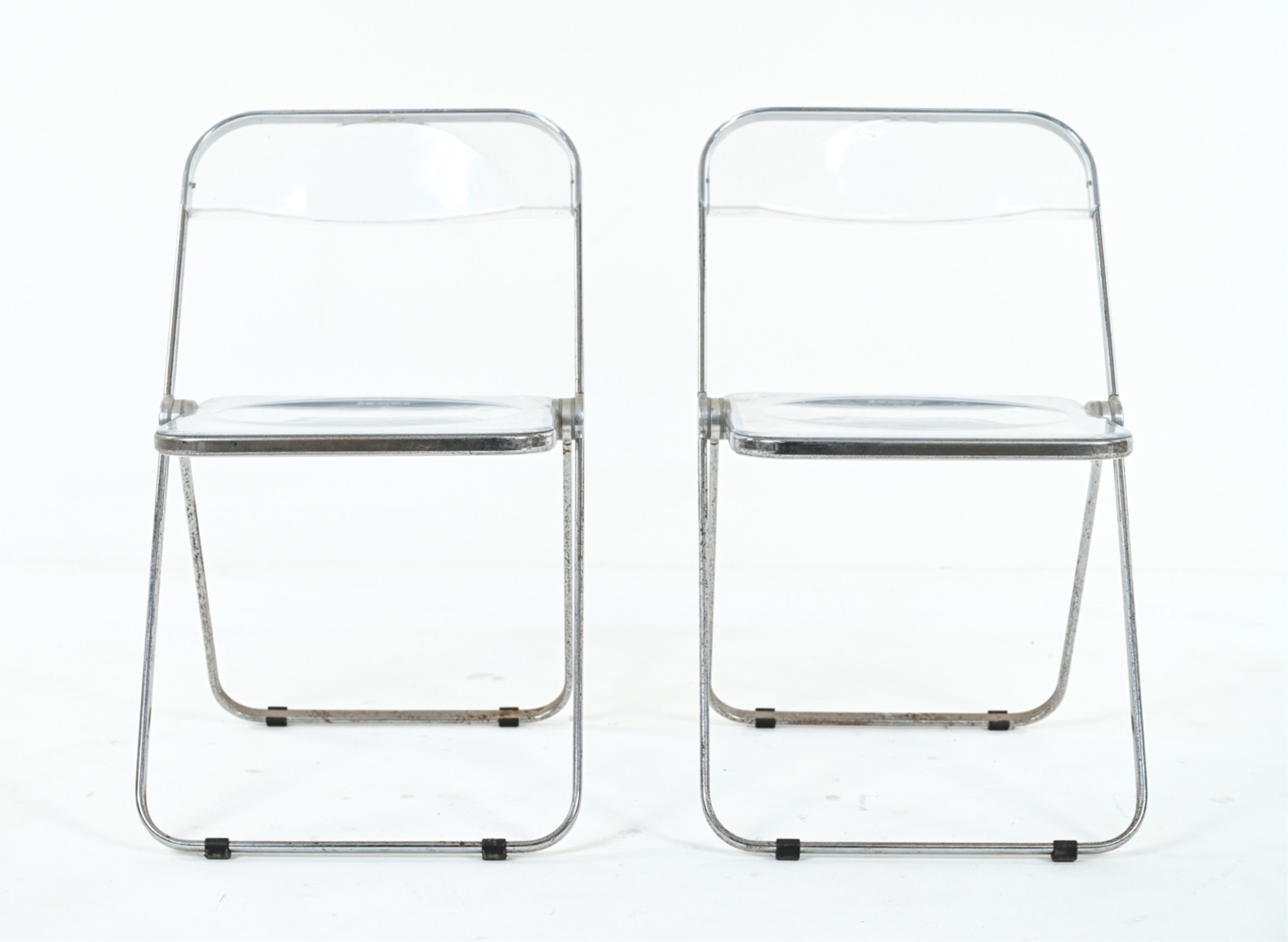 Giancarlo Piretti | (2) GIANCARLO PIRETTI PLIA FOLDING CHAIRS | MutualArt