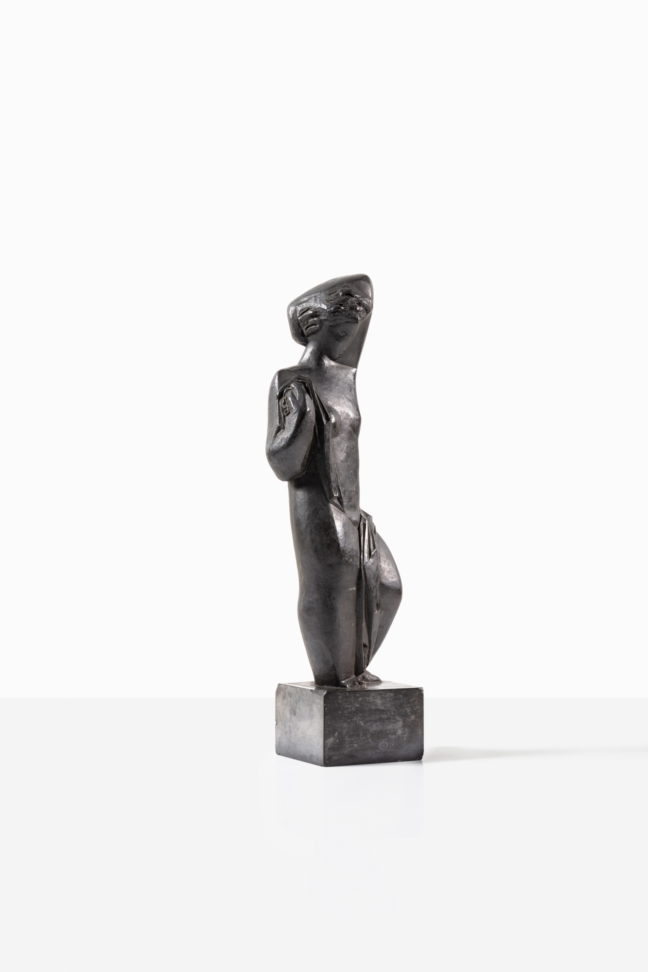 Joseph Csaky | Femme Debout (1928) | MutualArt