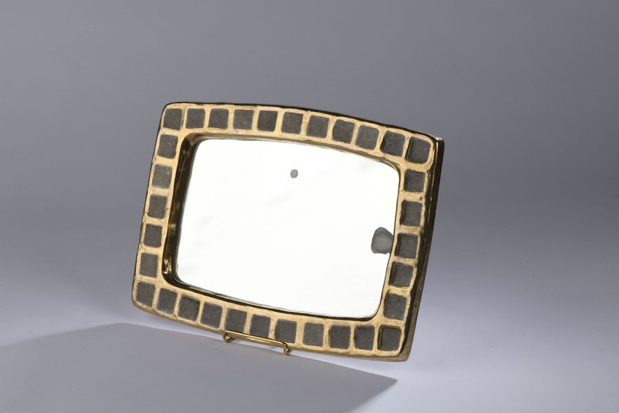 Mithé Espelt | Mirror | MutualArt