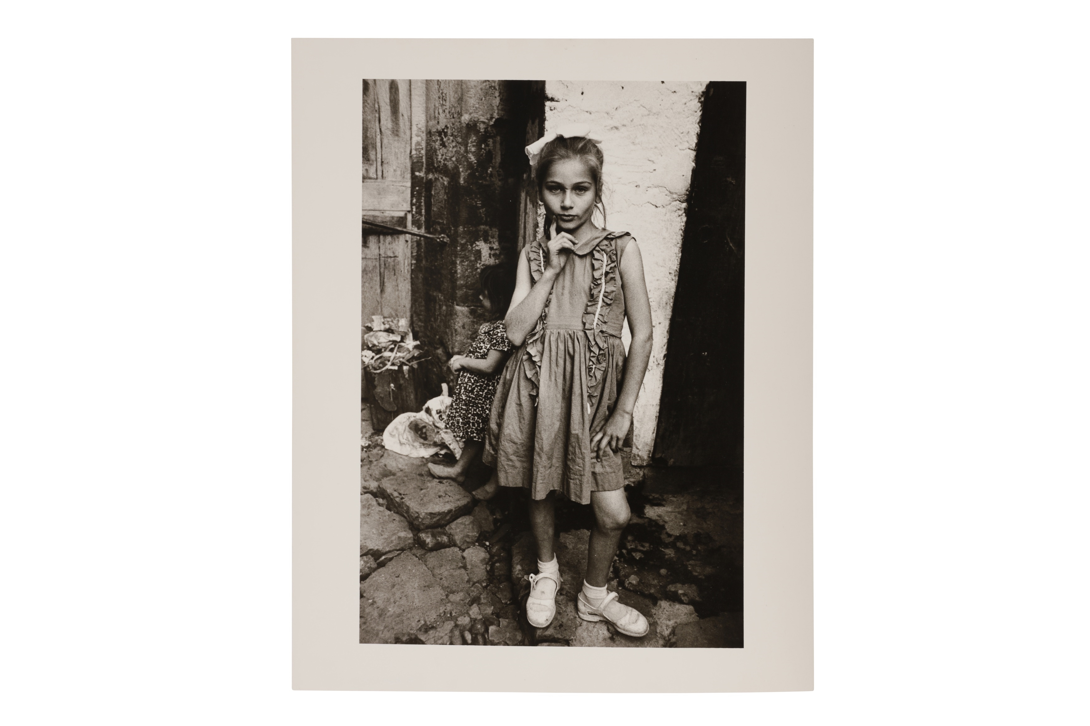 Mary Ellen Mark | BEAUTIFUL EMINE POSING | MutualArt