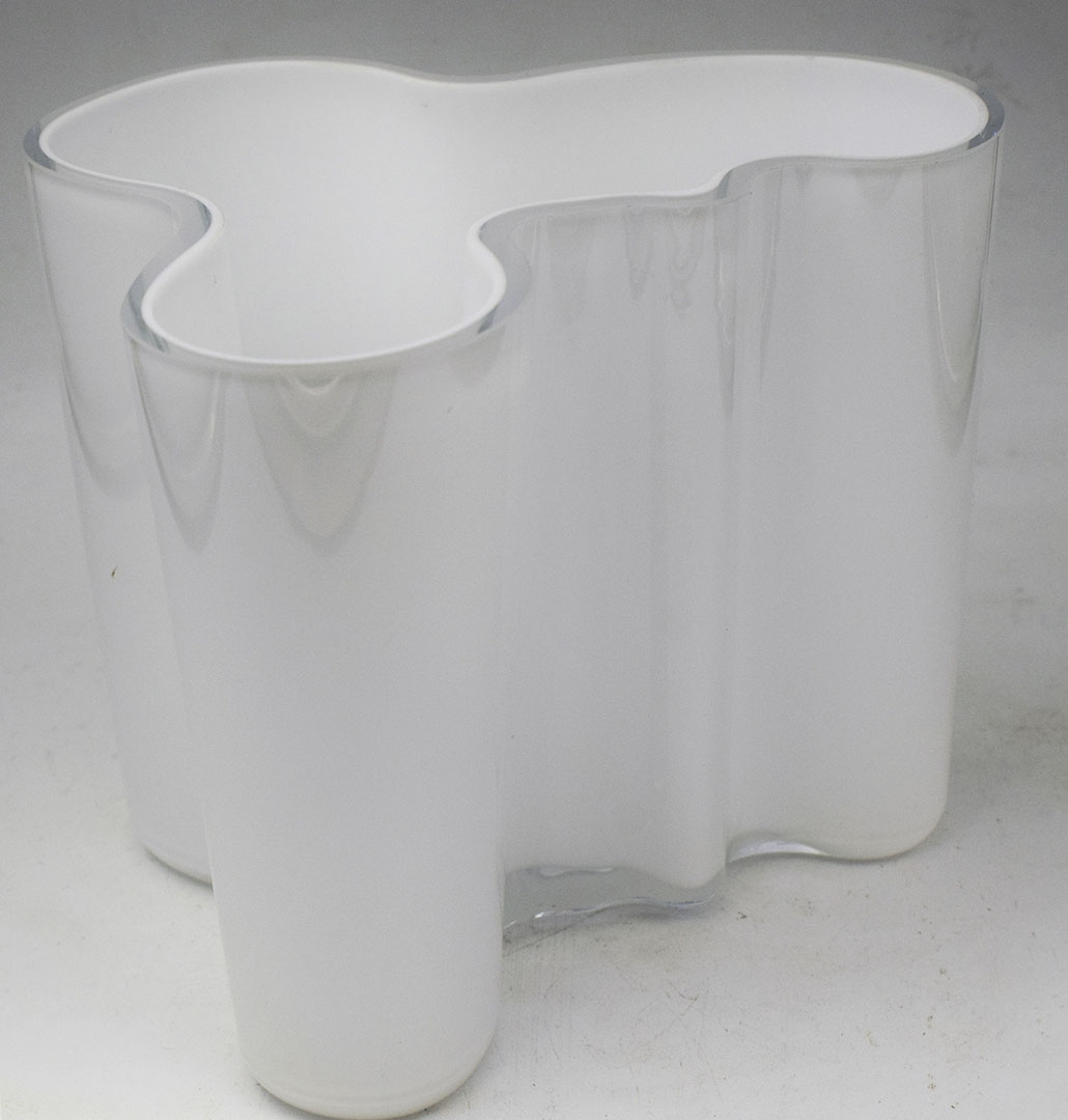 Alvar Aalto | VASE designed by Alvar Aalto for the iittala label ...