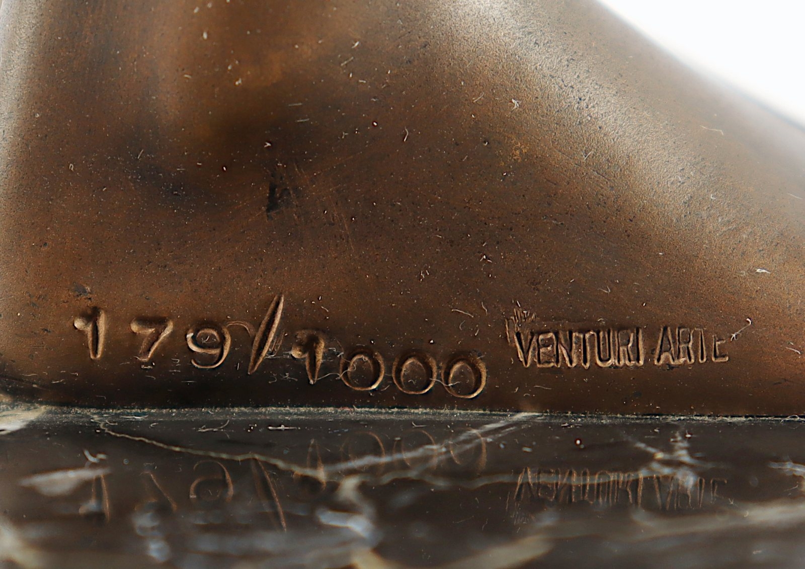 Bruno Bruni | La venere Annoiata | MutualArt