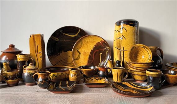 Clive Bowen: The Shebbear Pottery | Exhibitions | MutualArt