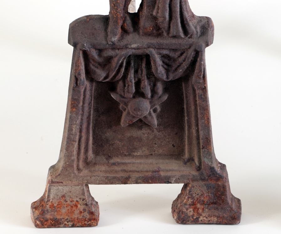 Georges Washington | A pair of cast iron George Washington figural ...