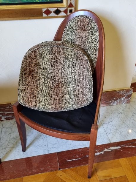 Émile-Jacques Ruhlmann | Suite of 8 dining room chairs with slightly ...