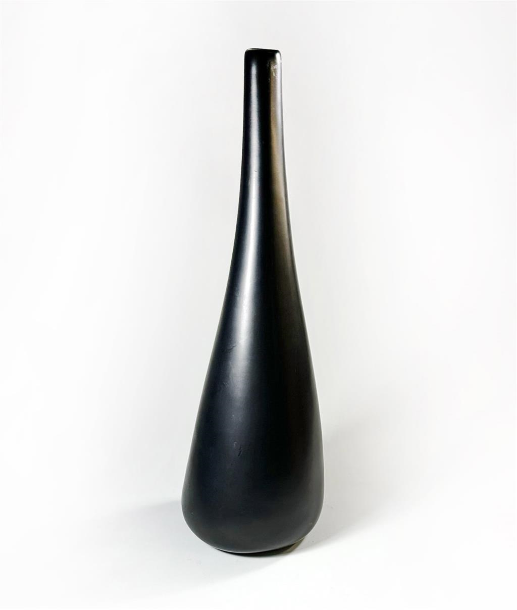 Elliot Golightly | Matt Black ceramic (2001) | MutualArt