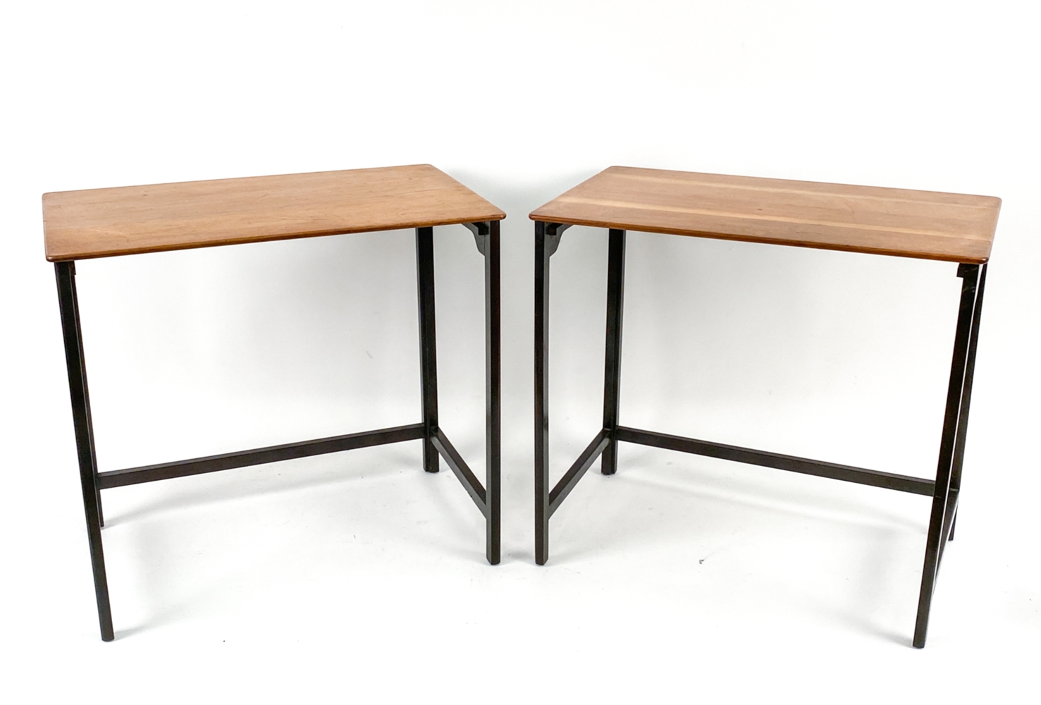 Edward Wormley | Plant stand from a New York interior by Thierry ...