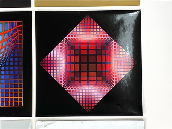 Victor Vasarely | Structures Universelles Du Damier (1975) | MutualArt