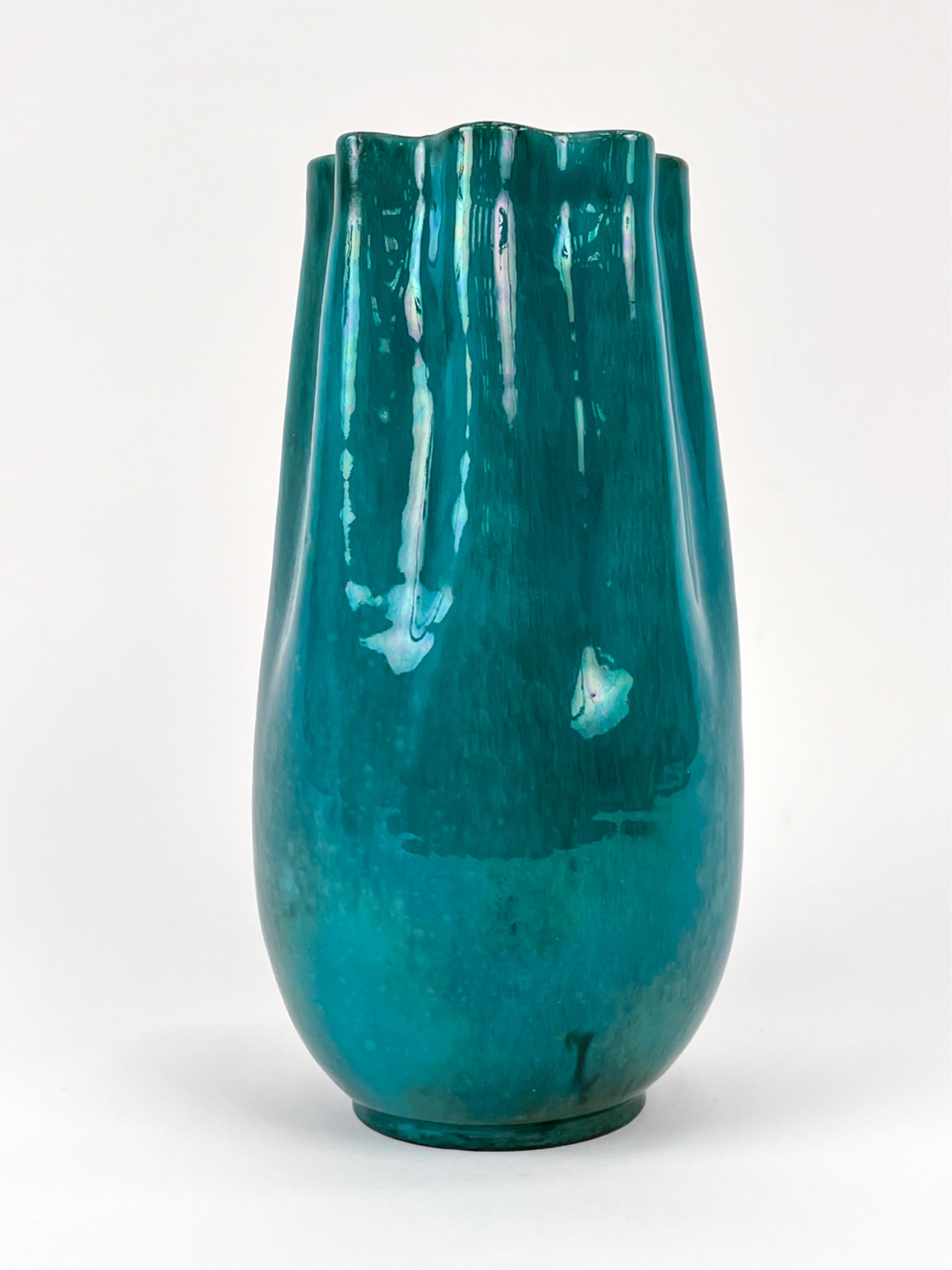 Marcello Fantoni | MARCELLO FANTONI LARGE FLUTED VASE | MutualArt